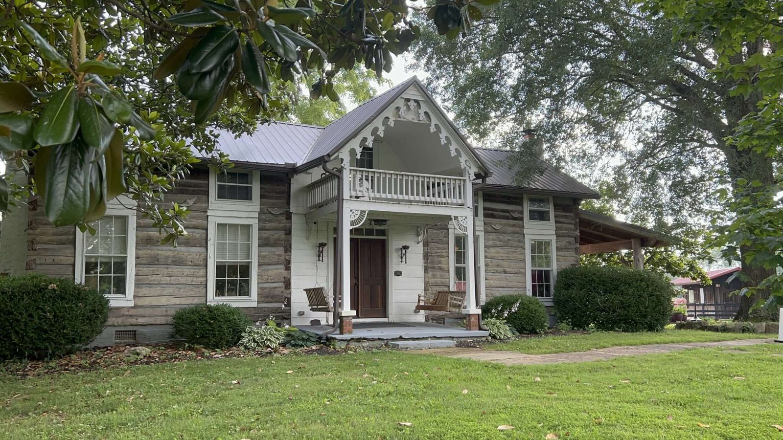 Johnny Cash in Nashville: Visiting His Hideaway and the Johnny Cash ...